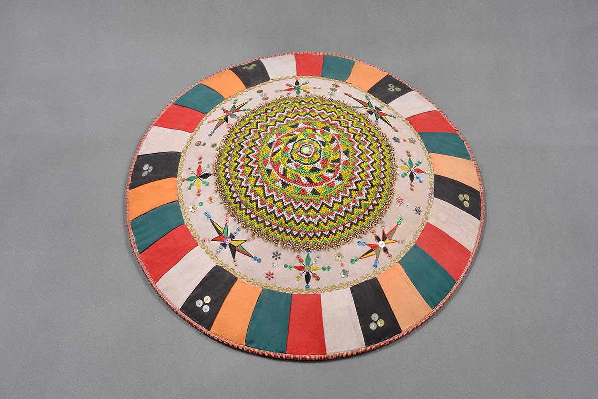 Terendak Manik - Kraftangan