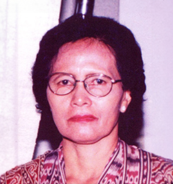 Tokoh Kraf – Kraftangan